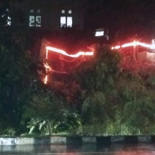 Dampak Hujan Deras, Pagar SMK Negeri I Teluk Kuantan Alami Insiden Longsor Dampak Hujan Deras, Pagar SMK Negeri I Teluk Kuantan Alami Insiden Longsor